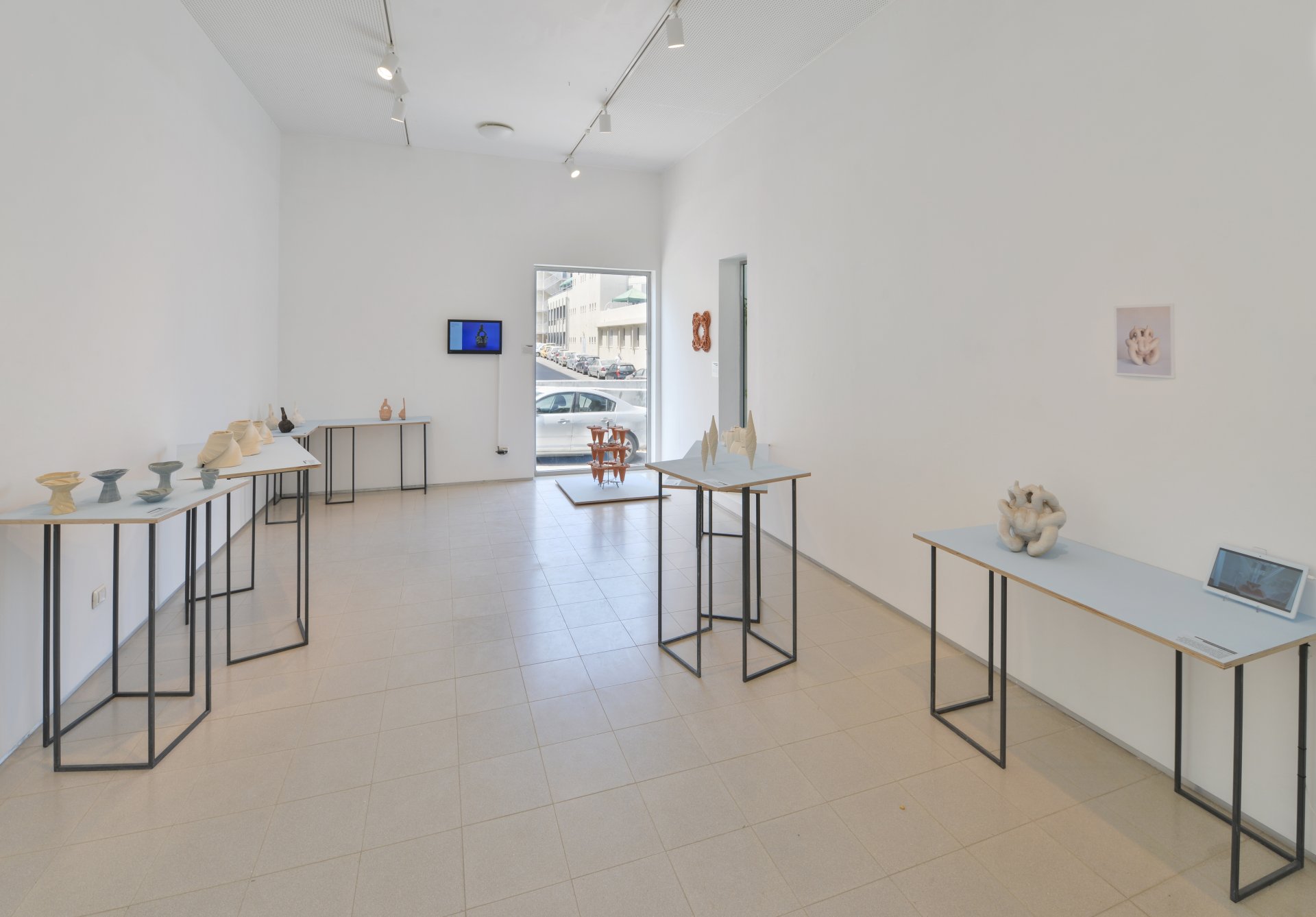 E-Ceramics / group exhibition - Benyamini Contemporary Ceramics Center